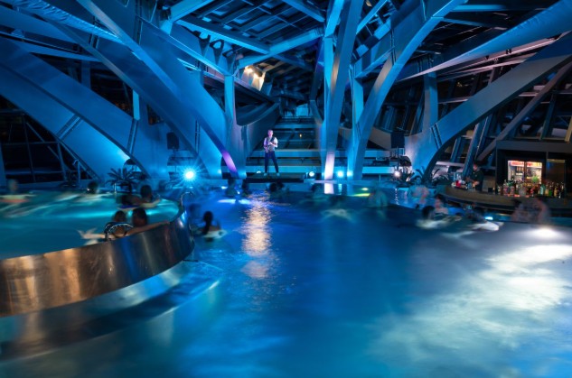 El invierno más cálido llega a Caldea con spa nocturno y champagne ...